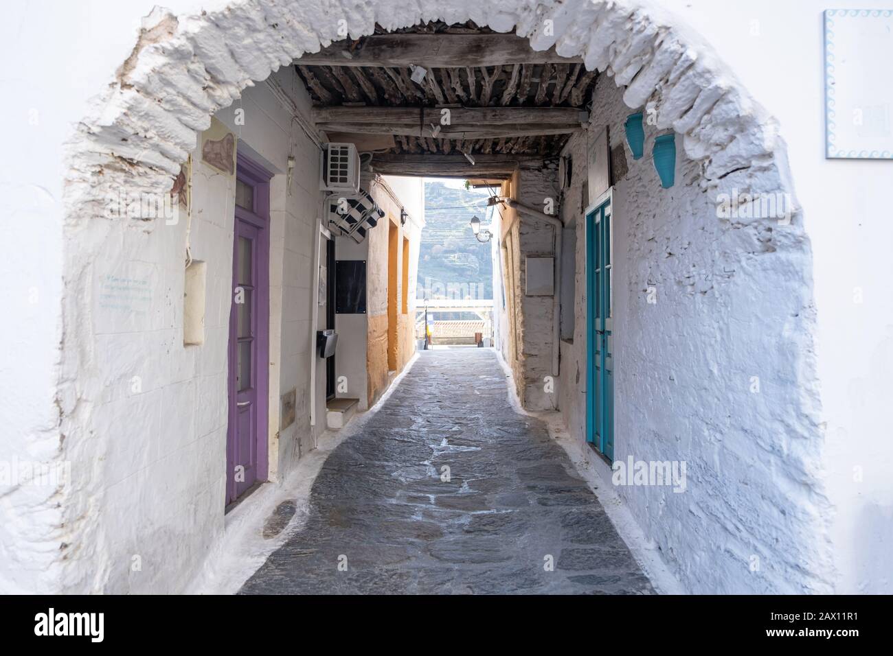 Arch of the village hi-res stock photography and images - Alamy