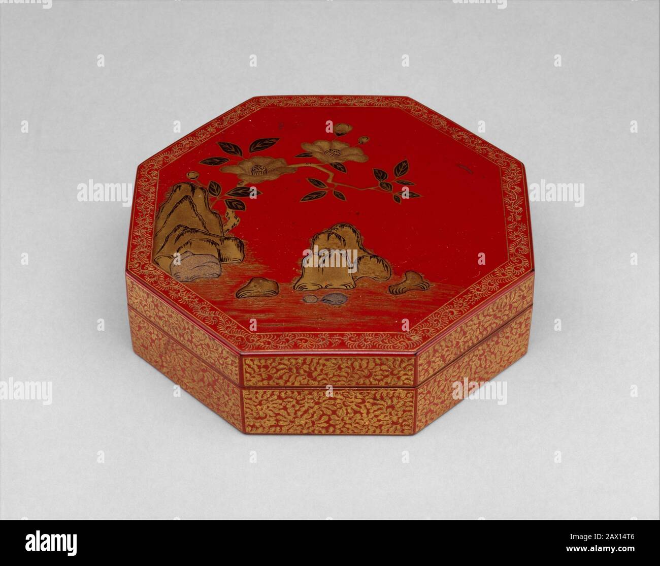 Octagonal incense box, 17th century Stock Photo - Alamy