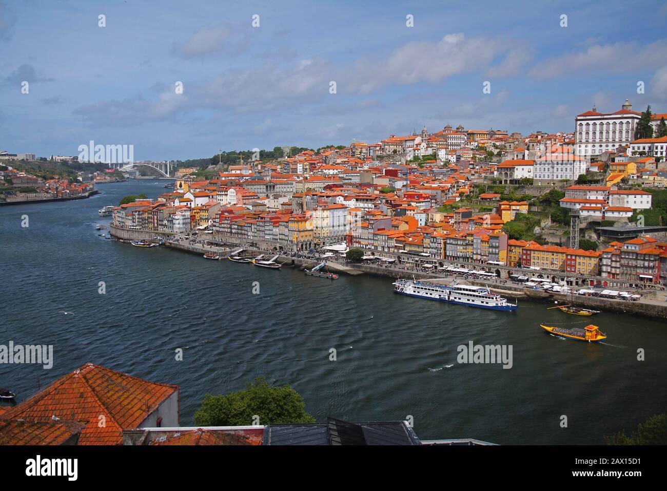Porto promenade hi-res stock photography and images - Alamy