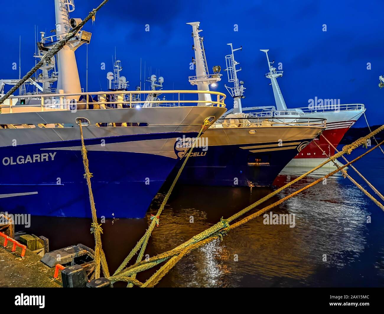 KILLYBEGS, DONEGAL / IRELAND - FEBRUARY 09 2020 - The harbour is full ...