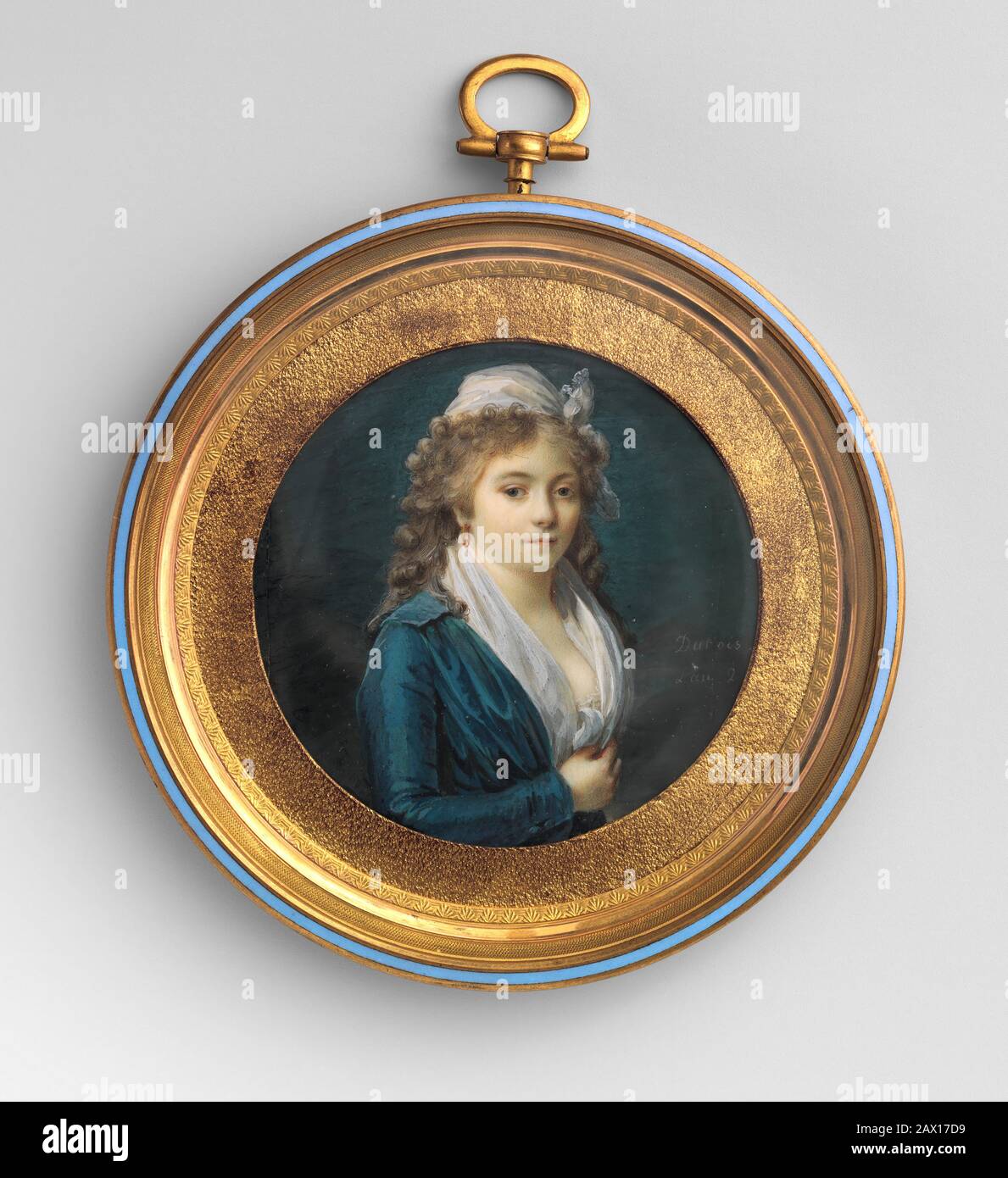 Circular portrait miniature hi-res stock photography and images - Alamy