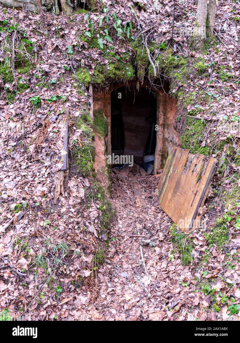 Rock cellars hi-res stock photography and images - Alamy