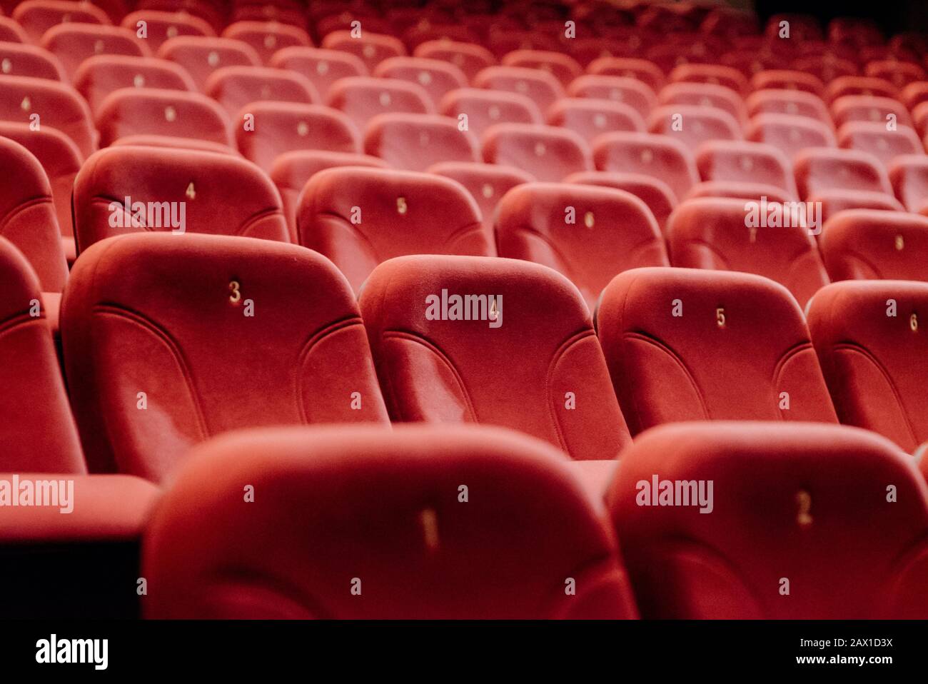 empty theater chairs in the theater Stock Photo - Alamy