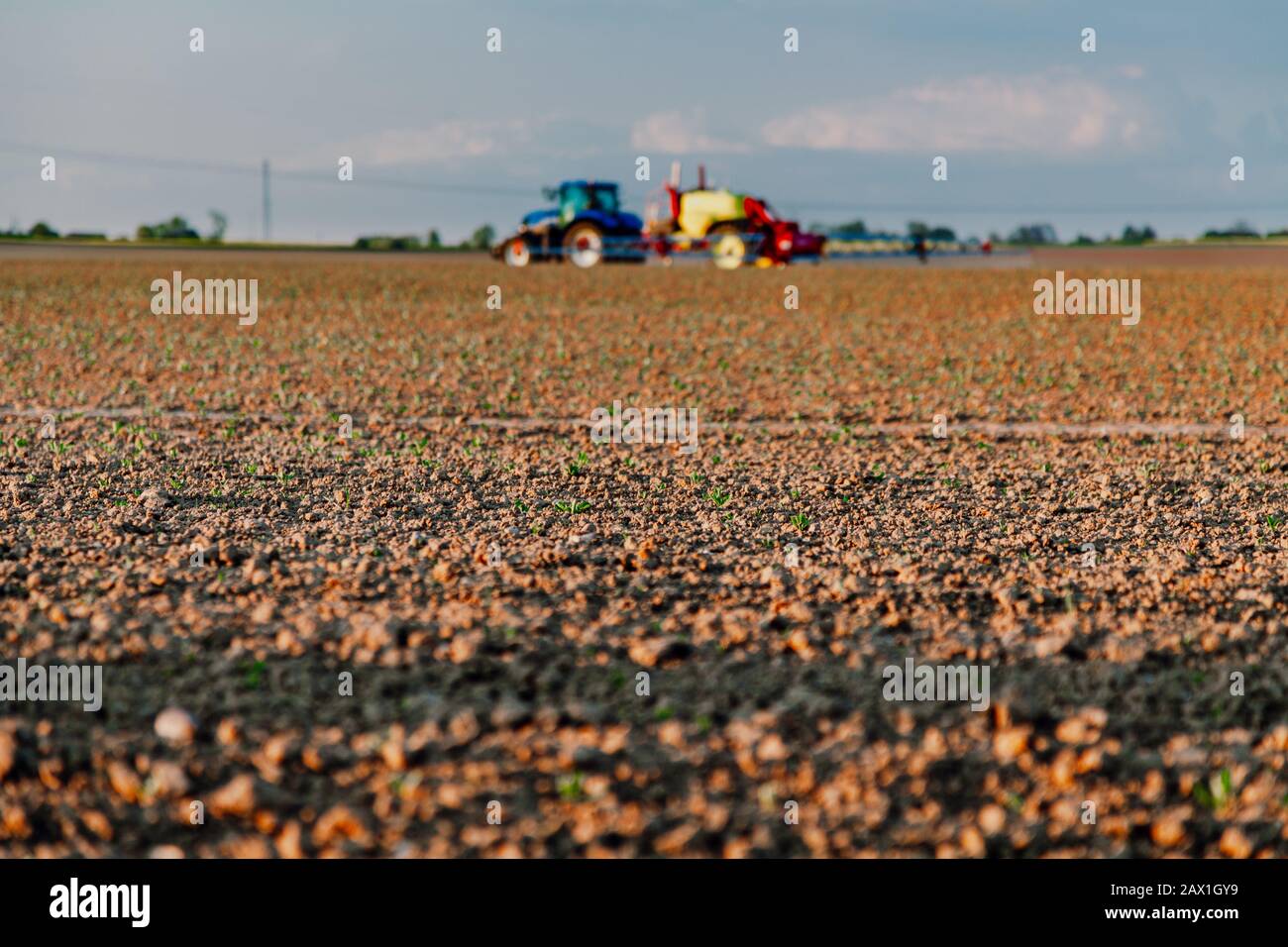 Worker with tractor hi-res stock photography and images - Alamy