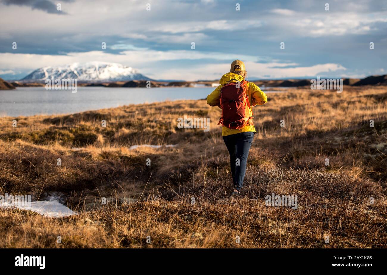 People walking away from camera hi-res stock photography and images - Alamy