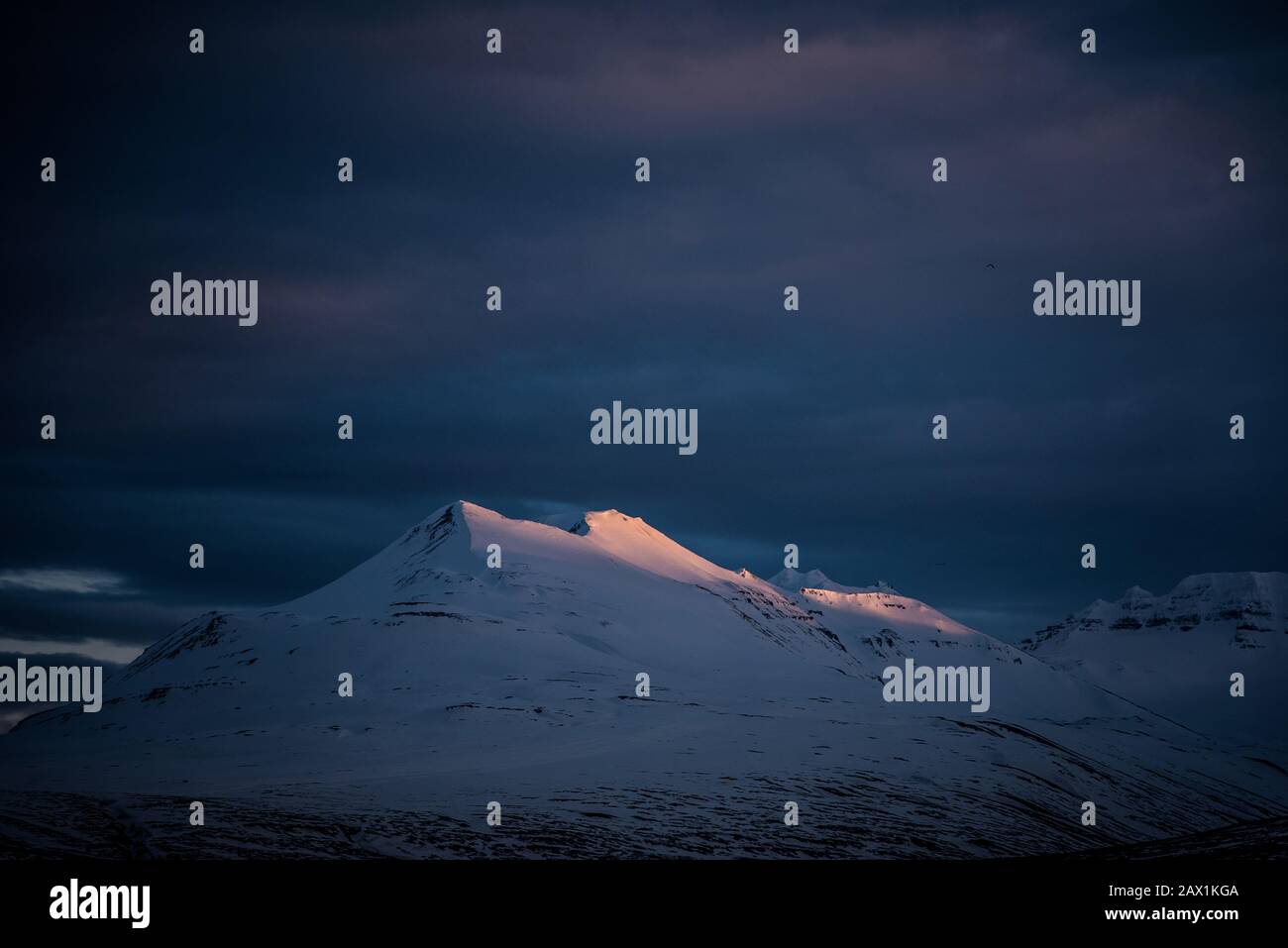 Light ridge hi-res stock photography and images - Alamy