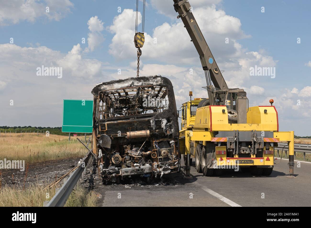 Bus recovery hi-res stock photography and images - Alamy