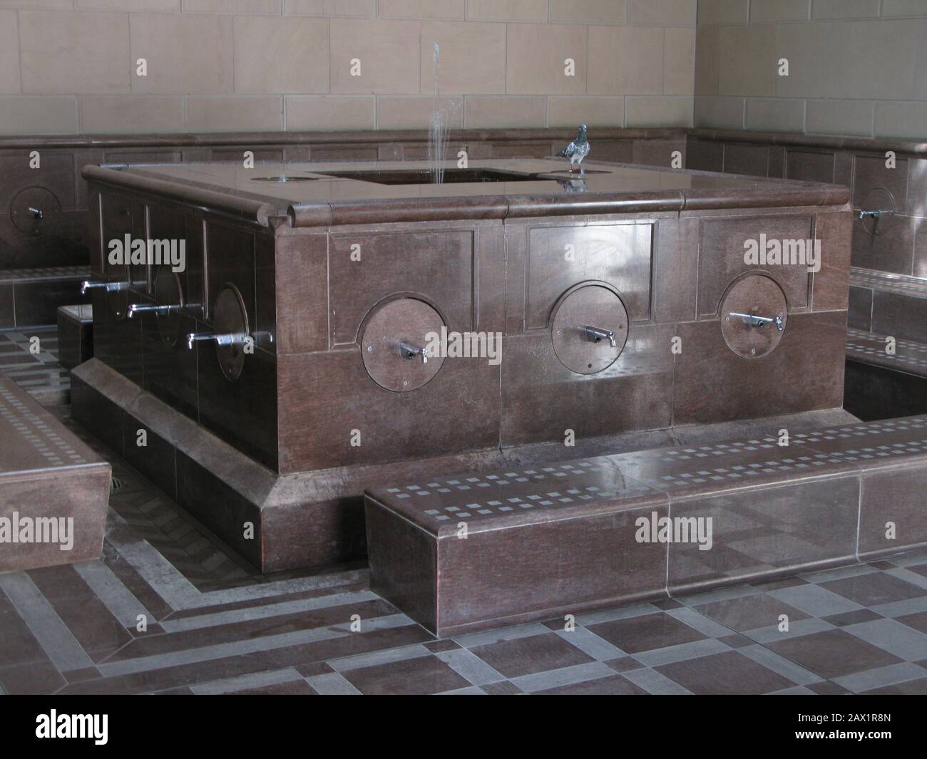 Mosque washroom hi-res stock photography and images - Alamy