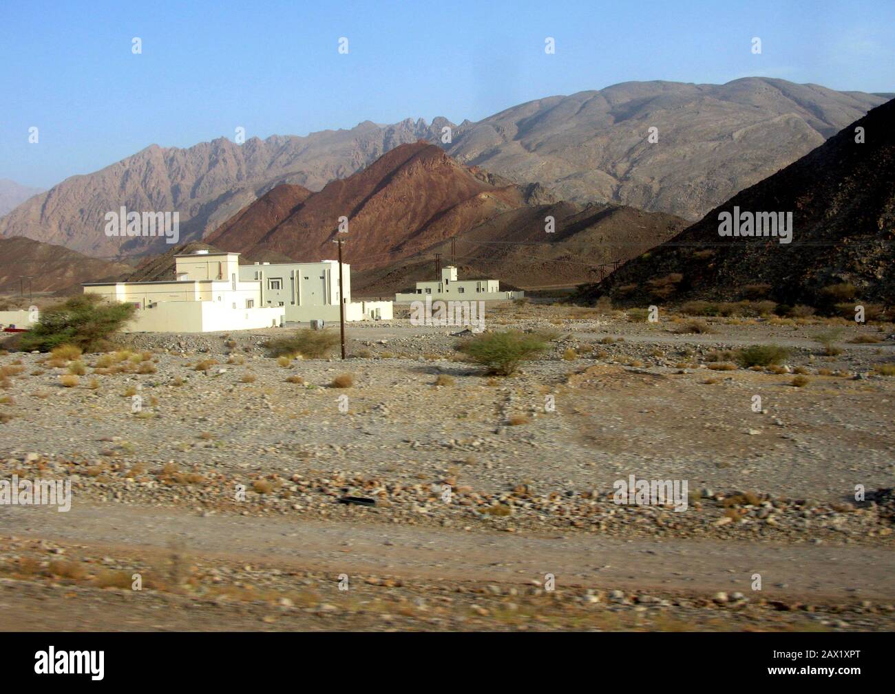 Searing heat oman desert hi-res stock photography and images - Alamy