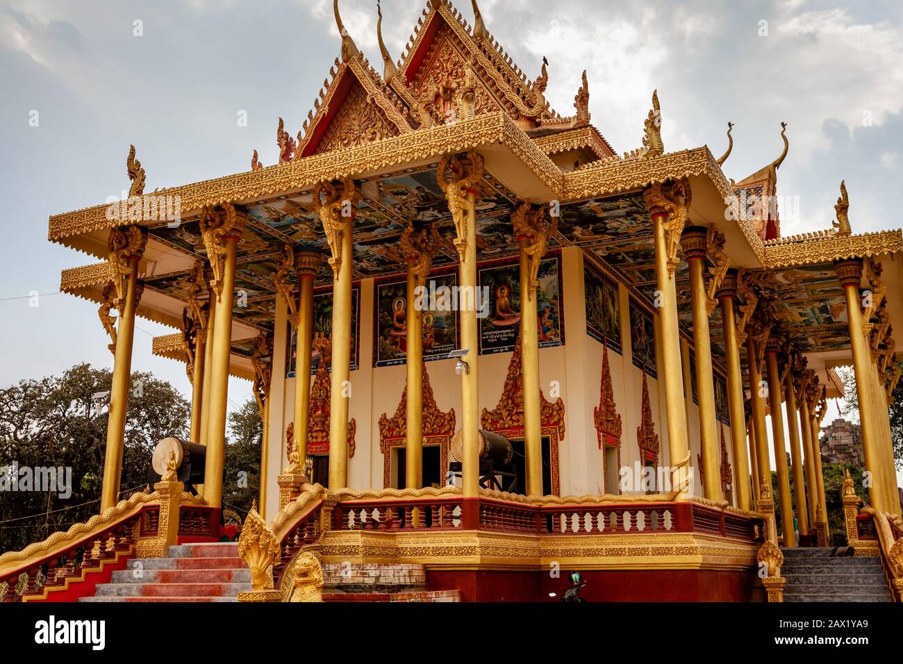 Wat Ek Phnom Temple, Battambang, Cambodia Stock Photo - Alamy