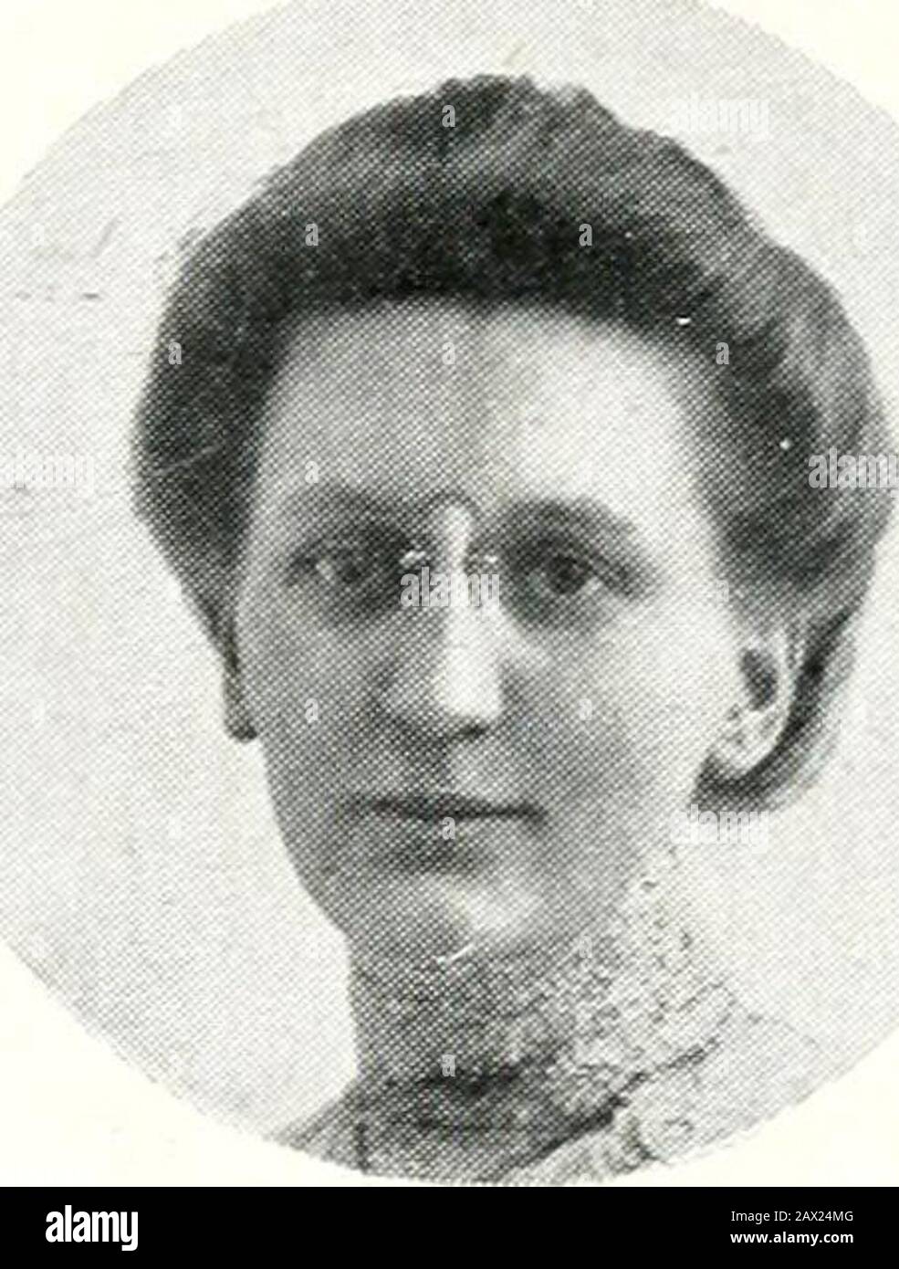 Rachel Bernard's Instagram, Twitter & Facebook on IDCrawl