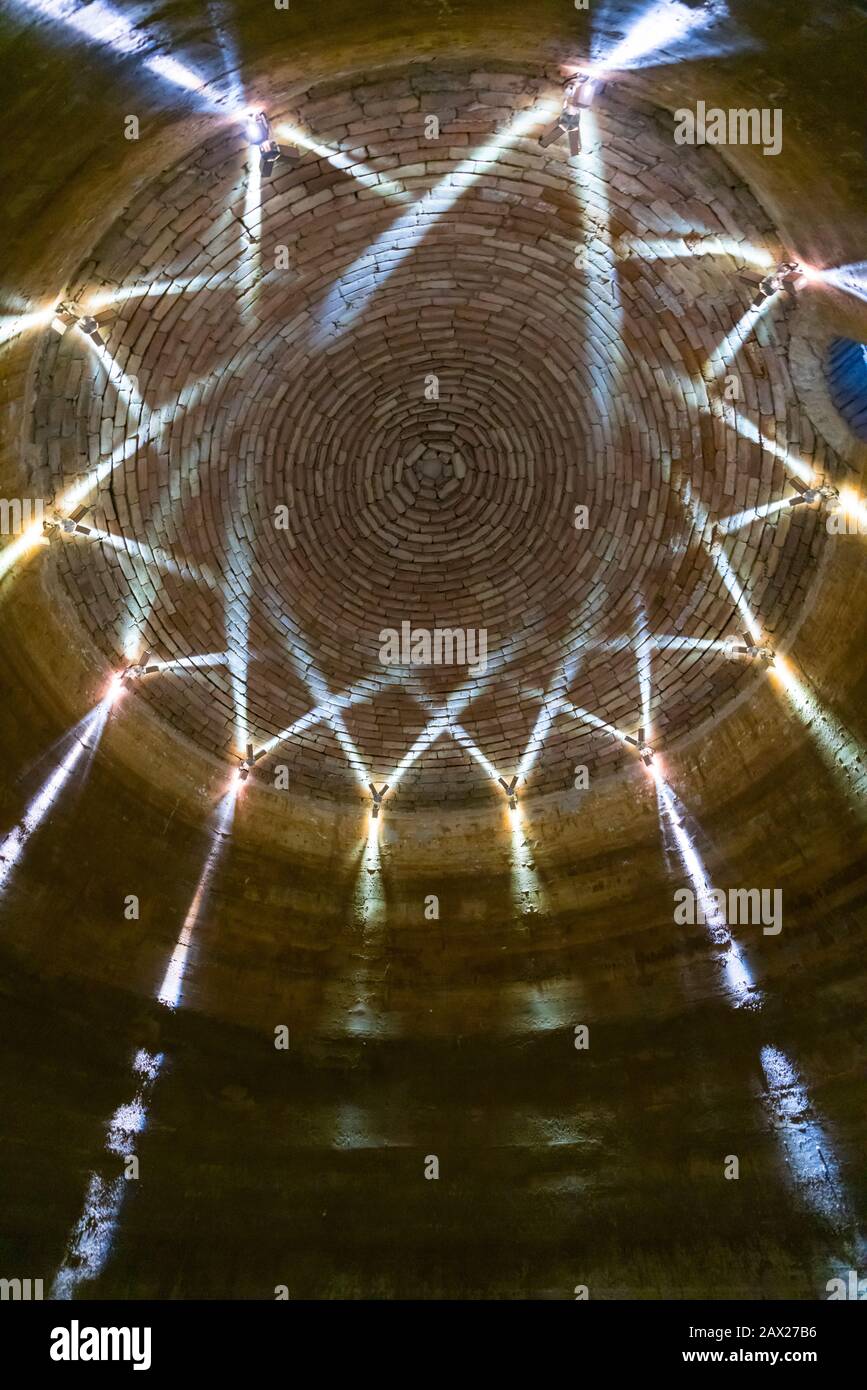 Atashkadeh-e Yazd, Yazd Atash Behram, Zoroastrian Fire Temple, Yazd ...