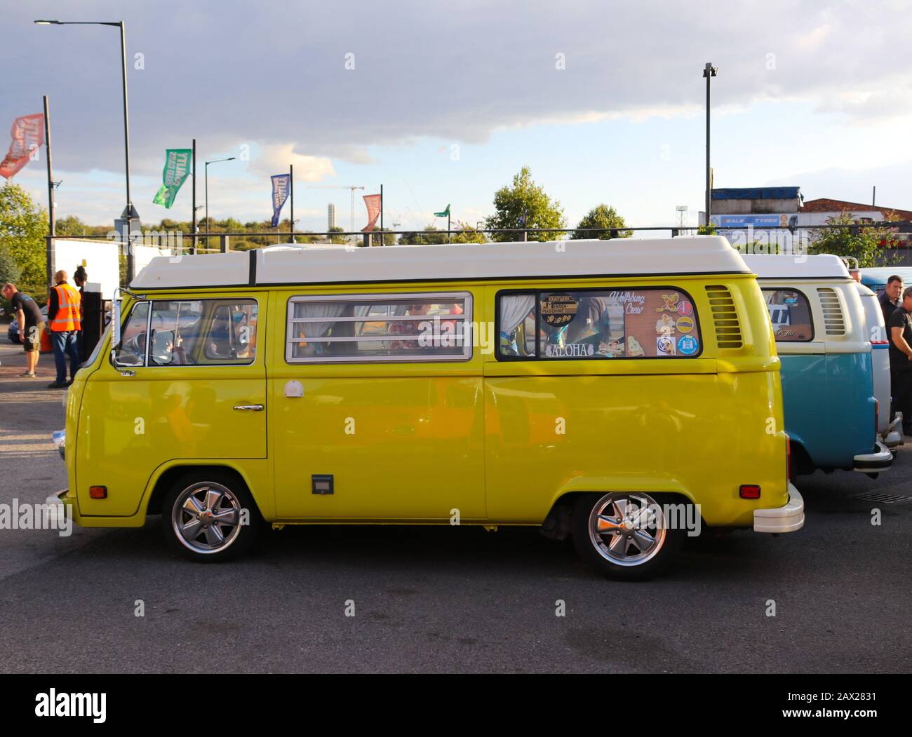 Camper van cafe hi-res stock photography and images - Alamy