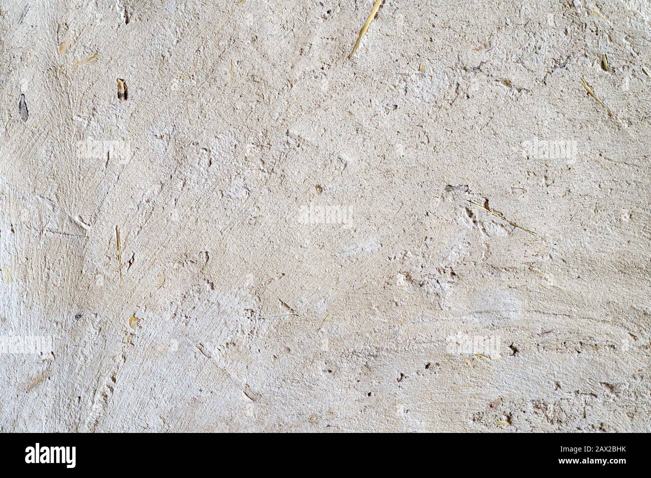 Background of adobe clay plaster texture with straw Stock Photo - Alamy
