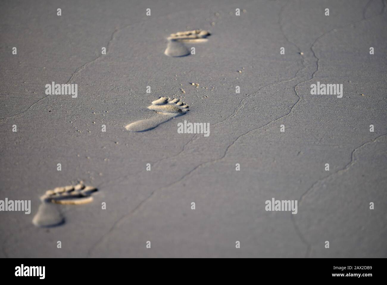 Sand mark dune texture hi-res stock photography and images - Alamy