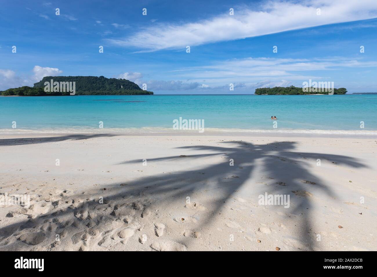 dream Sandy bounty beach paradise tropic island turquoise blue lagoon ...
