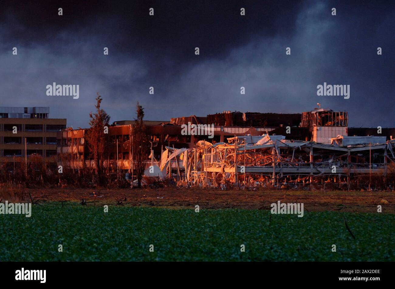 Buncefield fire and foam hi-res stock photography and images - Alamy