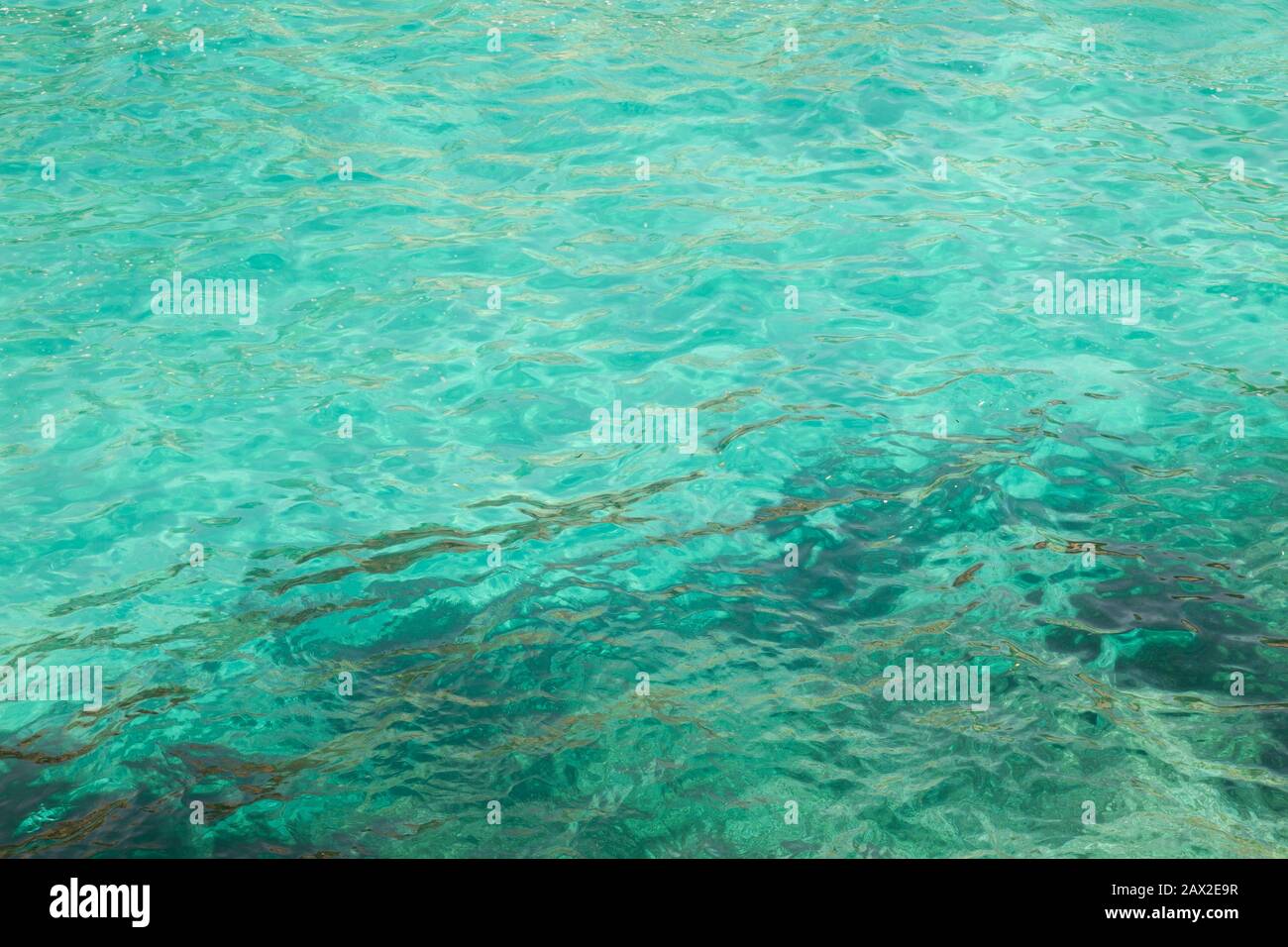 Turquoise blue water hi-res stock photography and images - Alamy