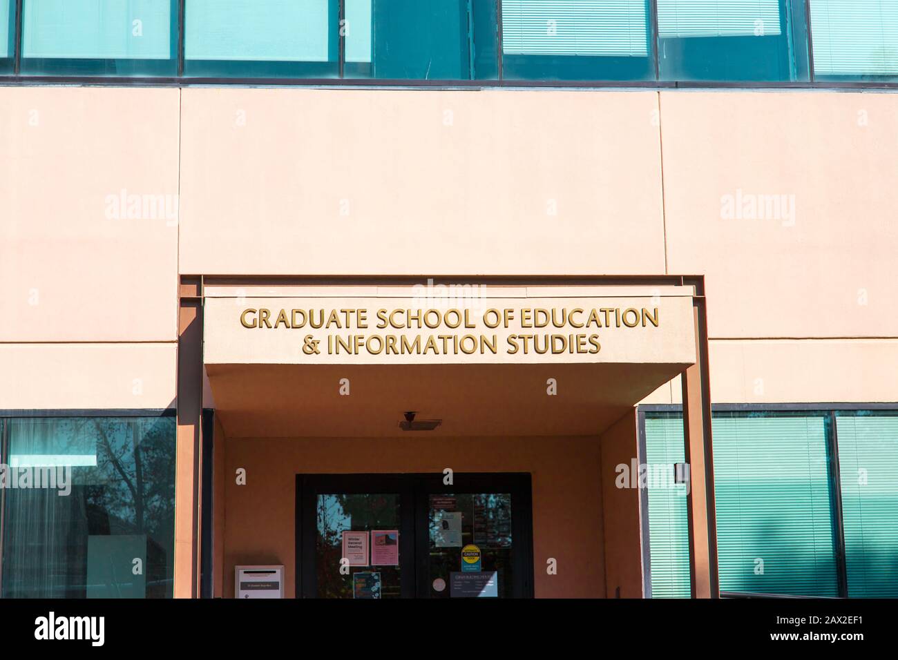 Ucla campus bear hi-res stock photography and images - Alamy
