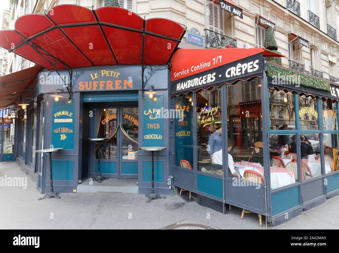Le suffren café hi-res stock photography and images - Alamy
