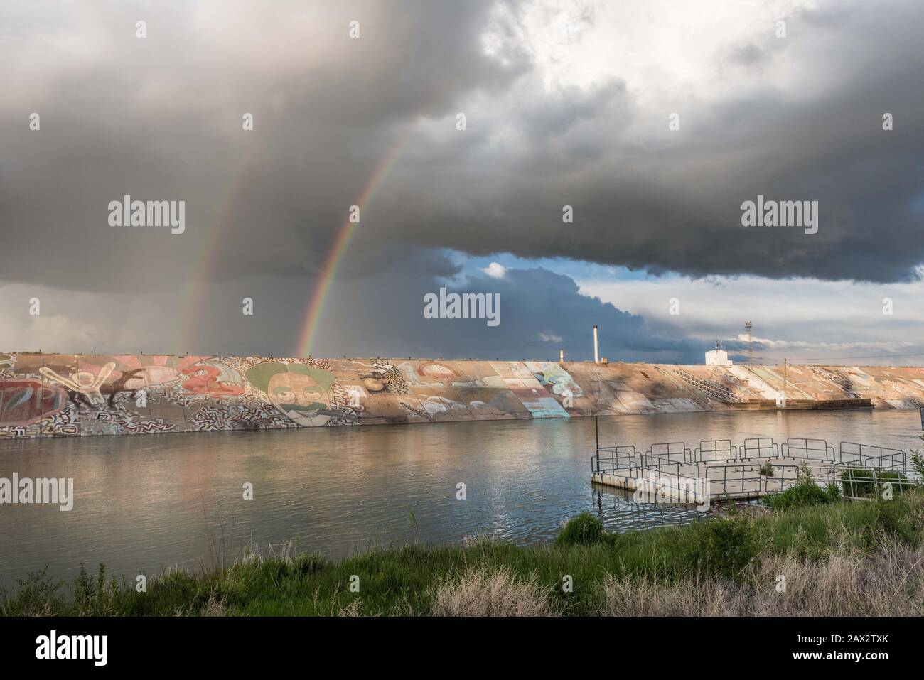 Rainbow colorado rainbows hi-res stock photography and images - Alamy