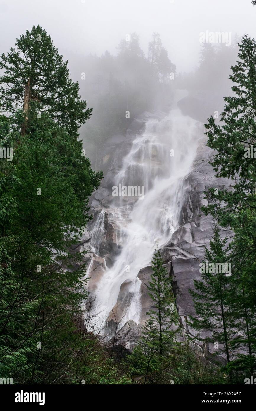 Shannon Falls Provincial Park, Squamish, British Columbia Stock Photo ...