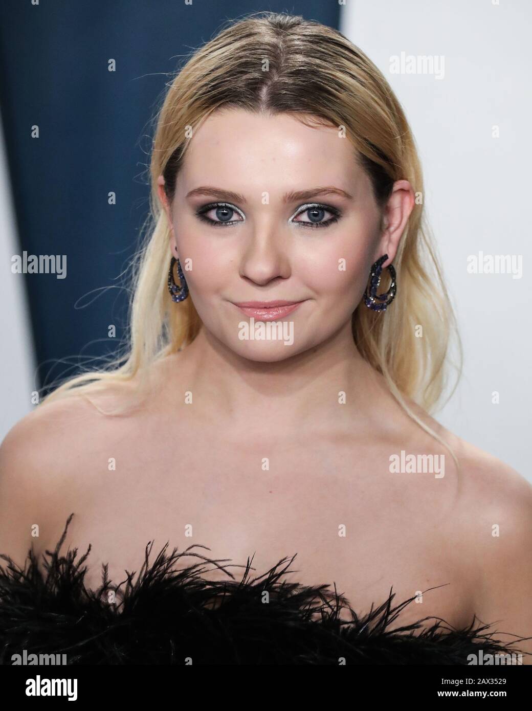 Abigail breslin academy awards hi-res stock photography and images - Alamy