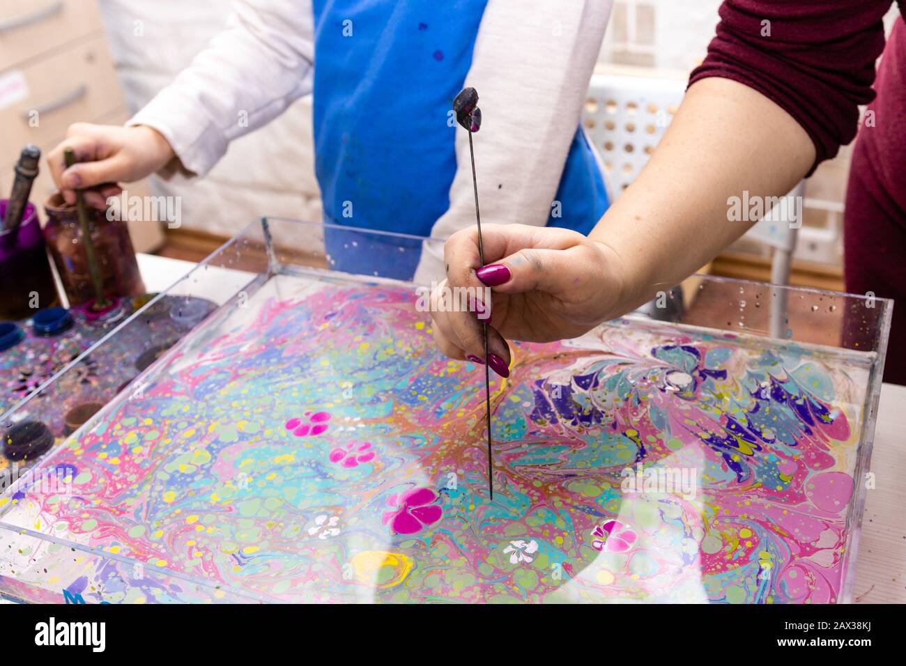 Master class in the studio Ebru - the art of "painting on the water ...