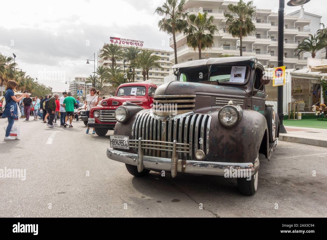 1946 Chevrolet Pickup Truck Chevy 350 700R4, on display during street ...