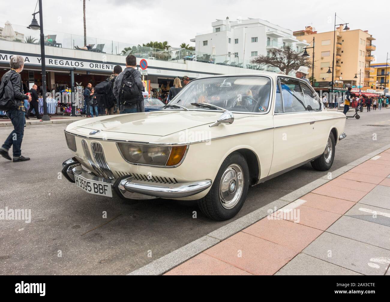 Bmw 2000c car hi-res stock photography and images - Alamy