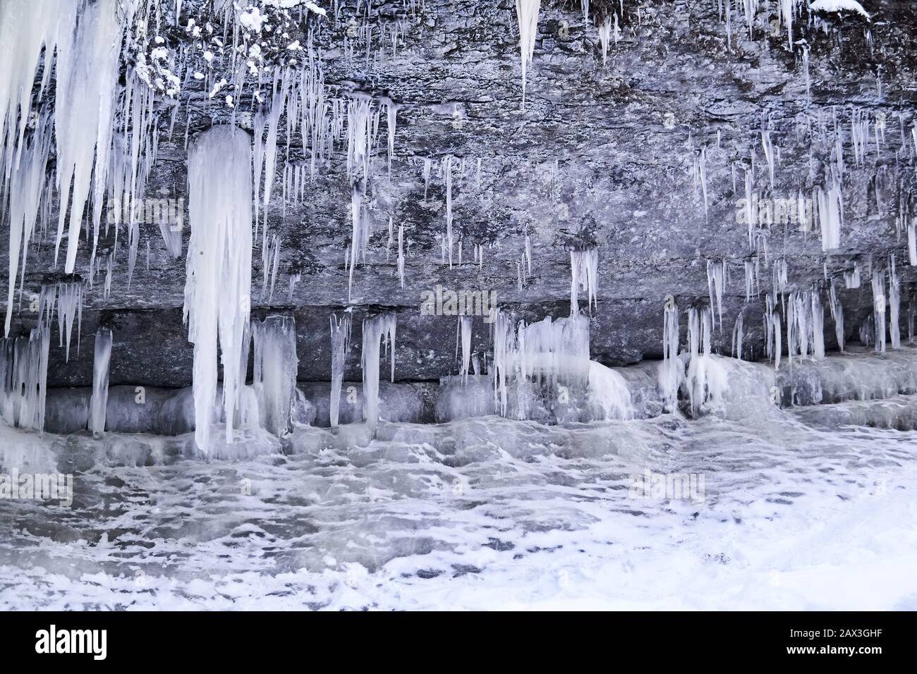 Underground glacier with icicles hi-res stock photography and images ...