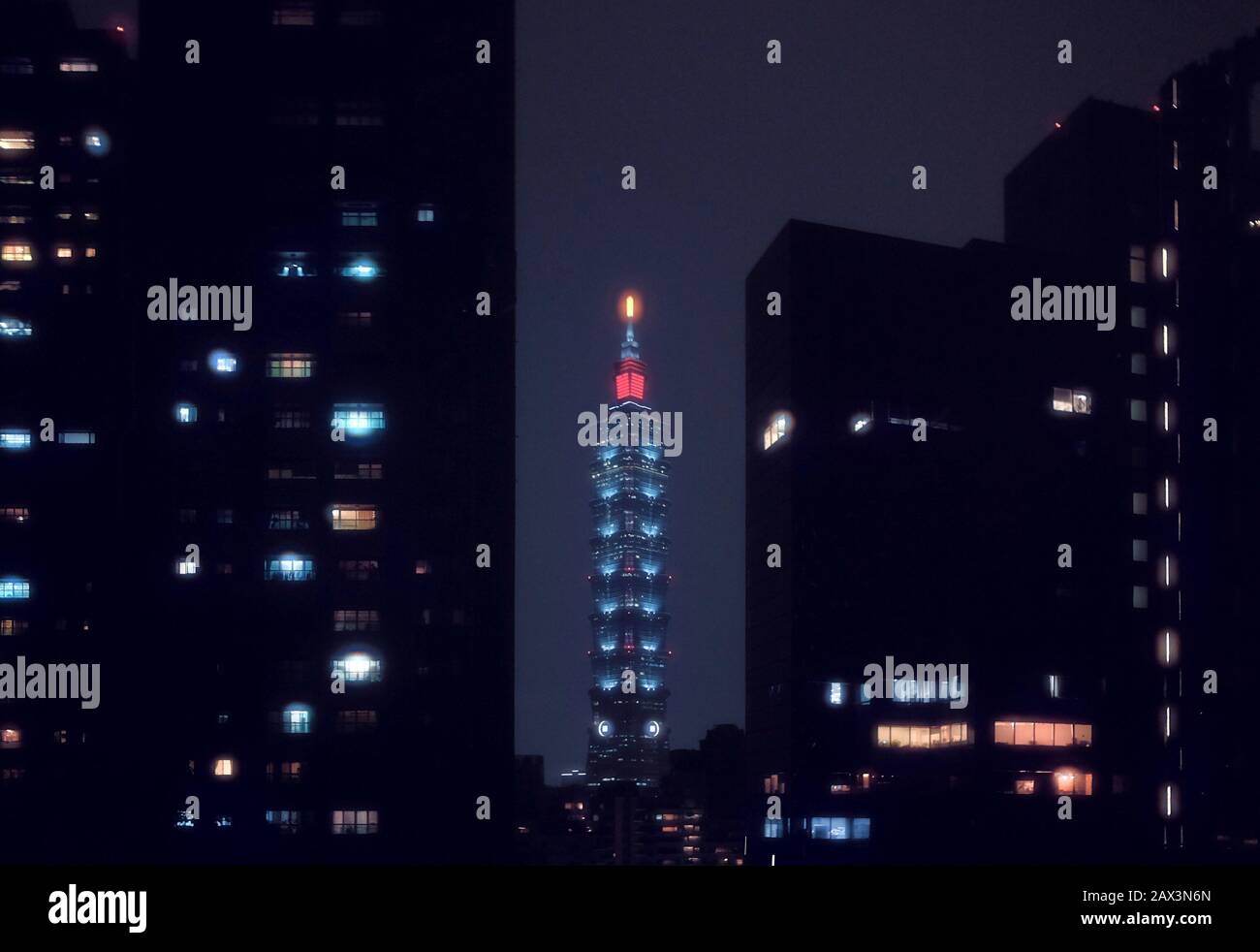 Skyscraper with a red light in the top Taipei, Taiwan at night Stock ...