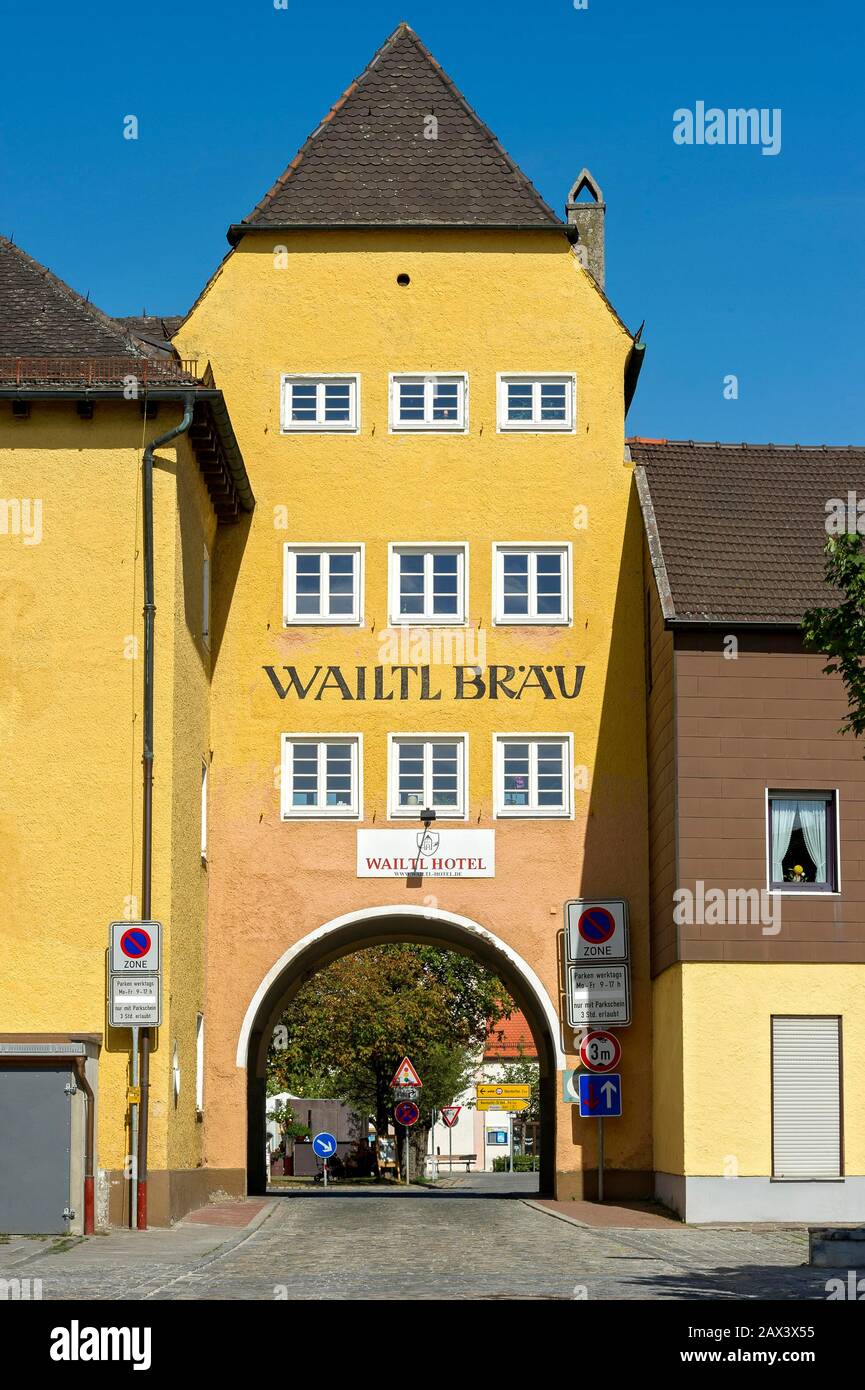 Isener Tor, medieval city gate, Marienplatz, Dorfen, Upper Bavaria ...