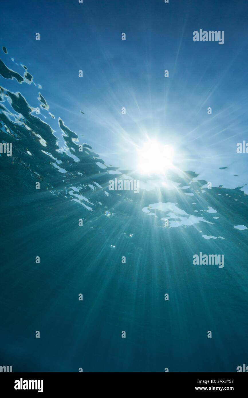 Underwater light beams hi-res stock photography and images - Alamy