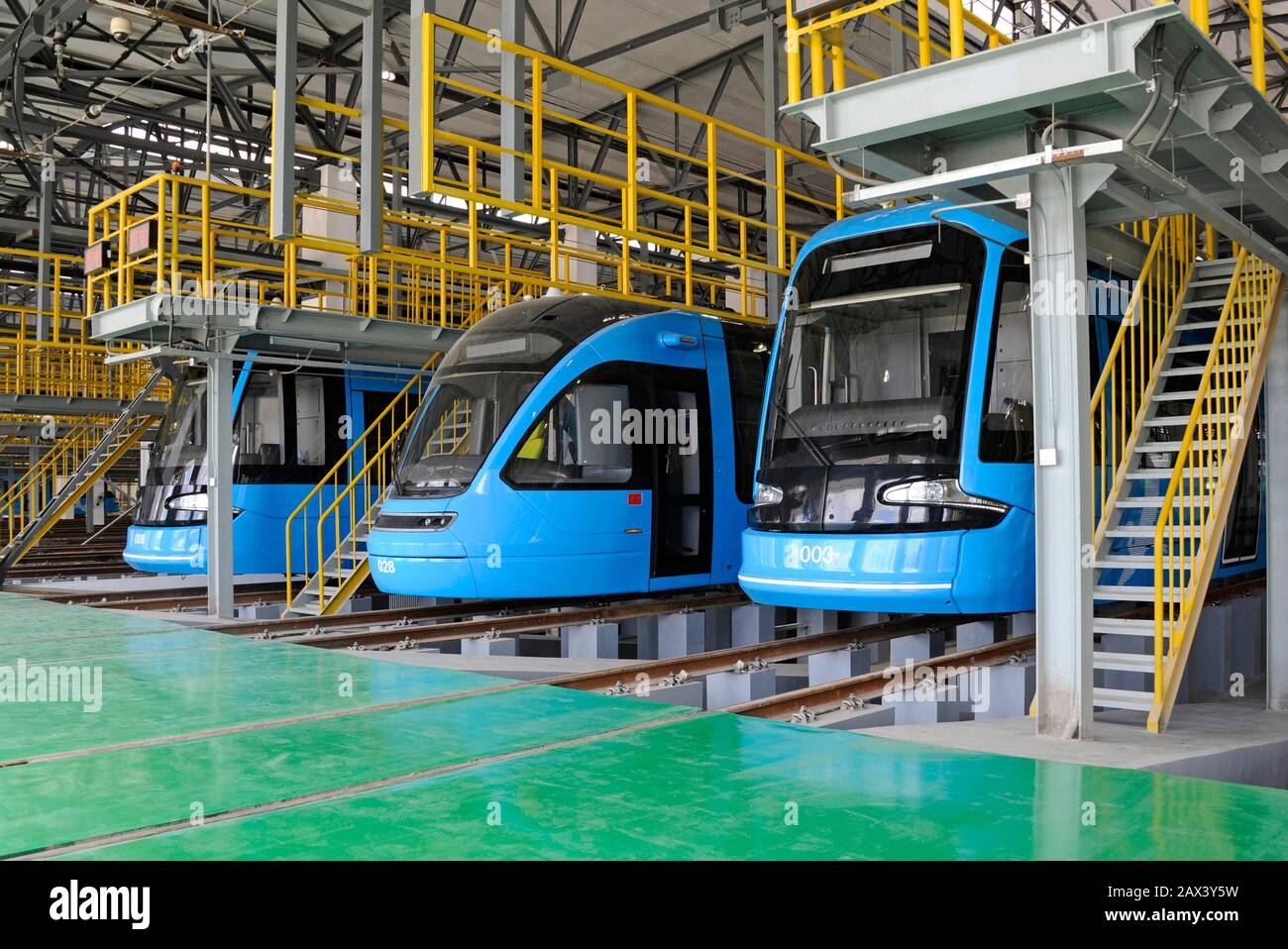 100 maintenance hi-res stock photography and images - Alamy