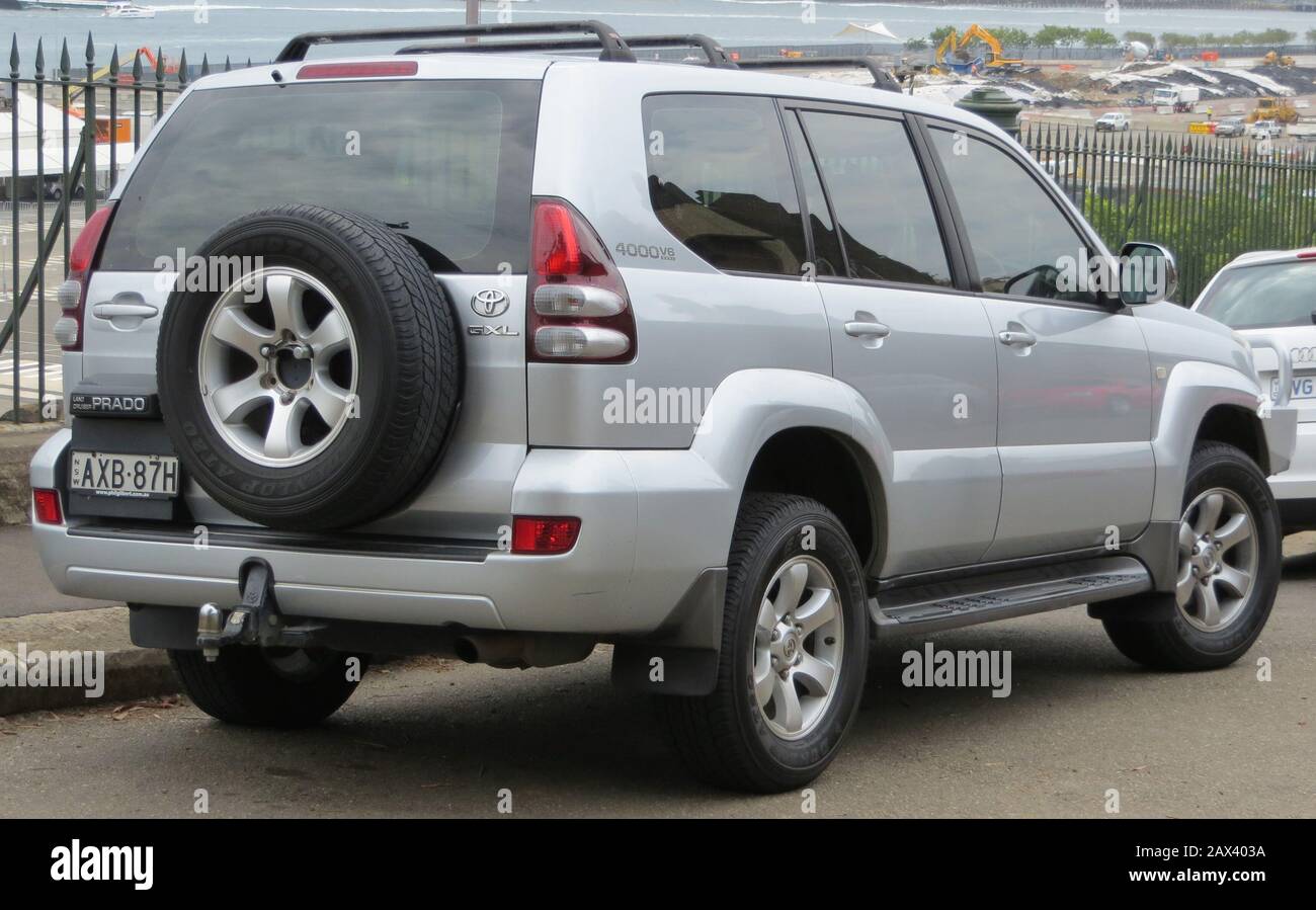 Land Cruiser Prado High Resolution Stock Photography and Images - Alamy