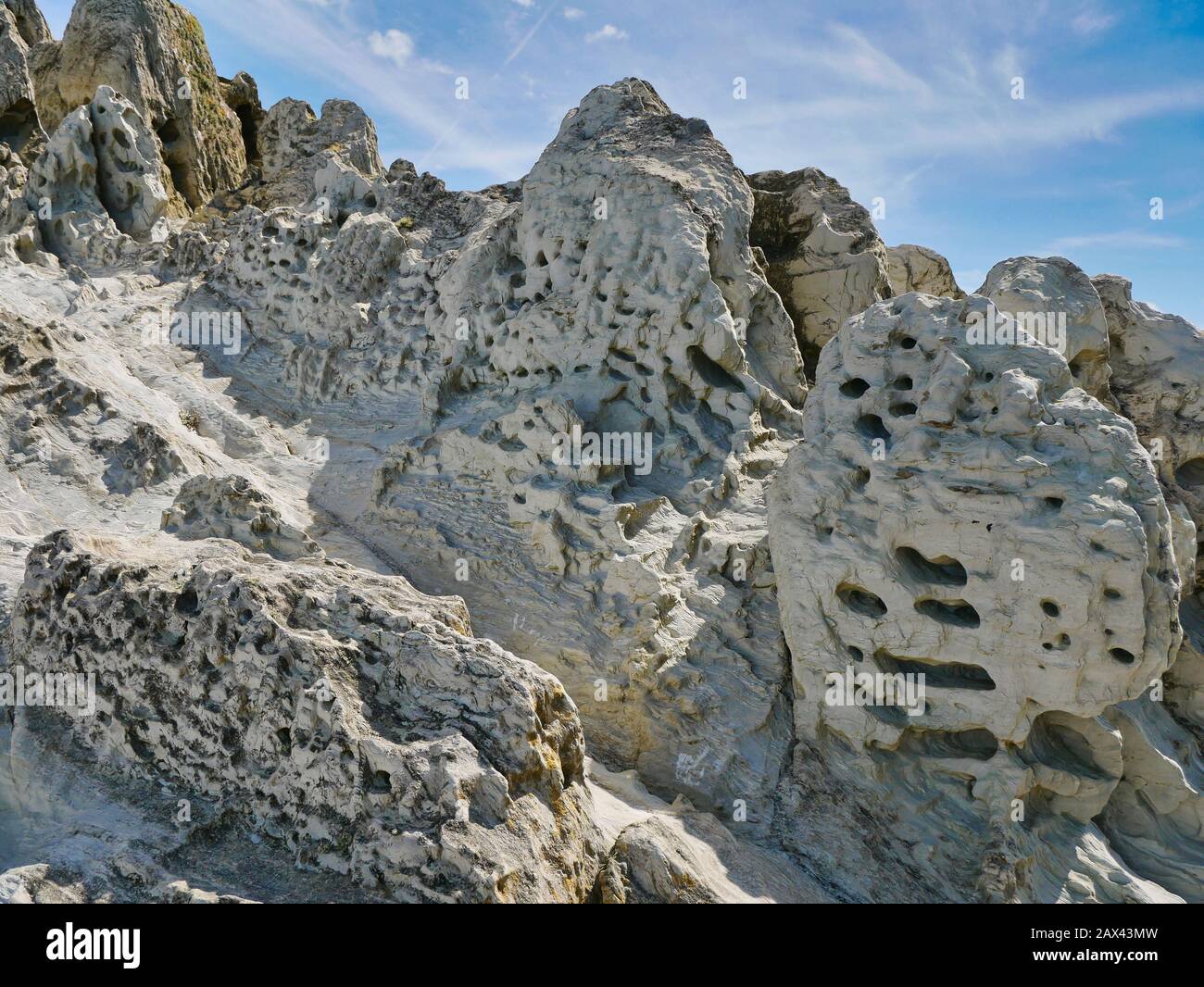 The north Devon coast near Woolacombe showing eroded slate strata of ...