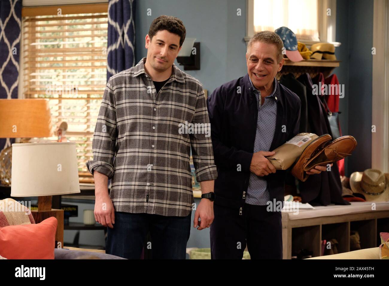 OUTMATCHED, from left: Jason Biggs, Tony Danza, Grandparents , (Season ...