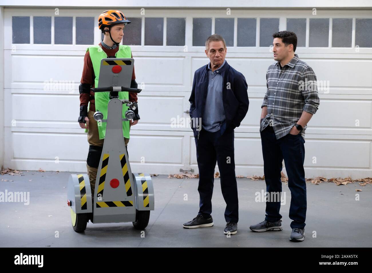 OUTMATCHED, from left: Connor Kalopsis, Tony Danza, Jason Biggs ...