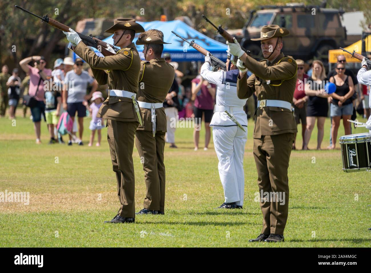 Australian federation guard hi-res stock photography and images - Alamy