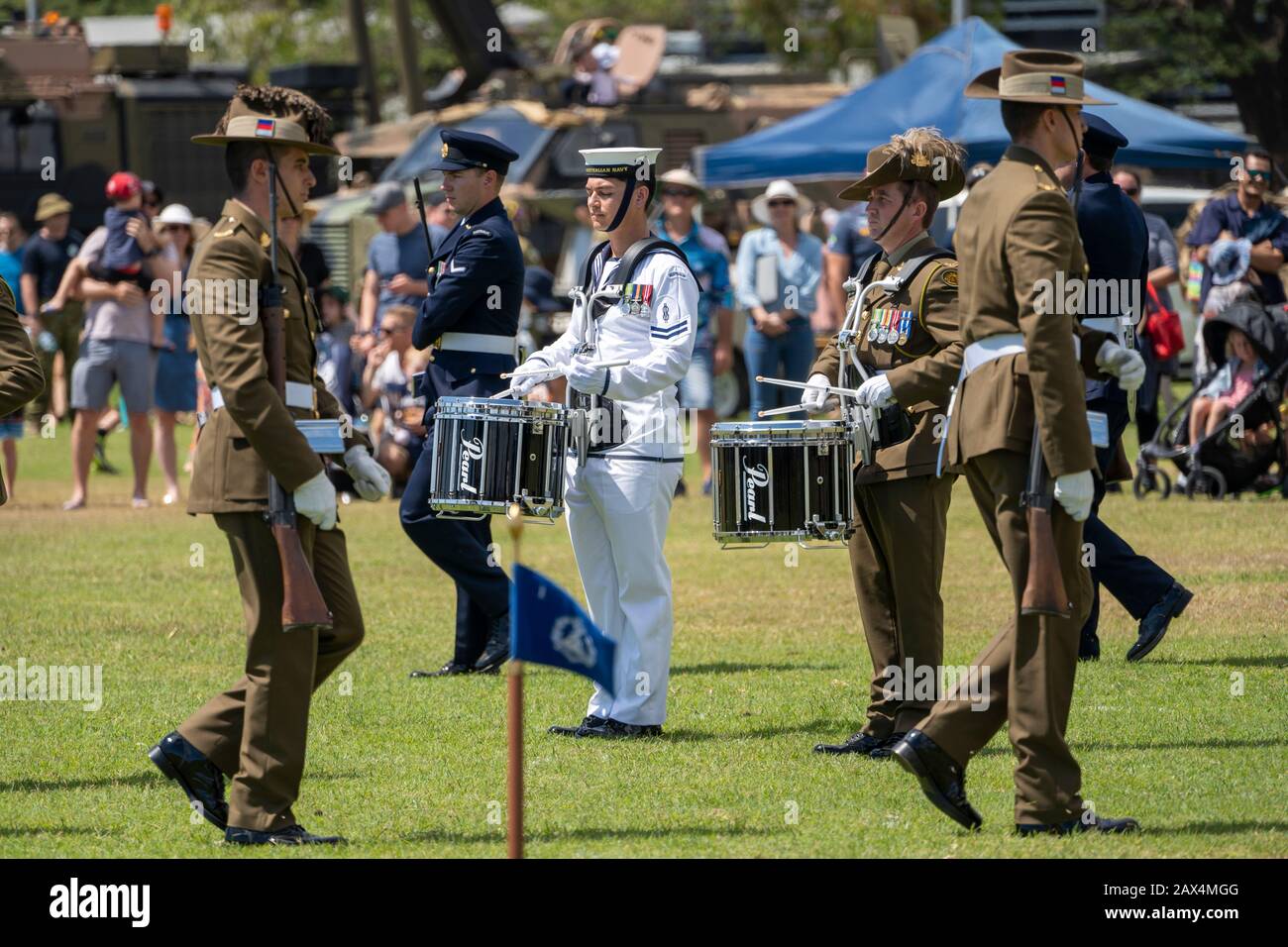 Australian federation guard hi-res stock photography and images - Alamy