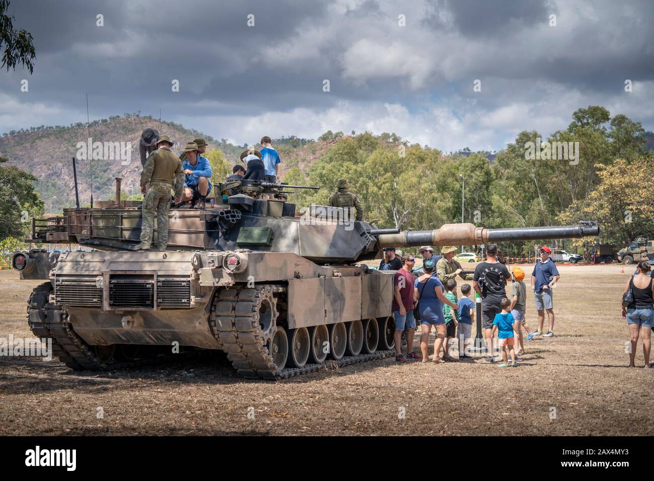 Abrams tank on display at Australian Army Open Day, Lavarack Army ...