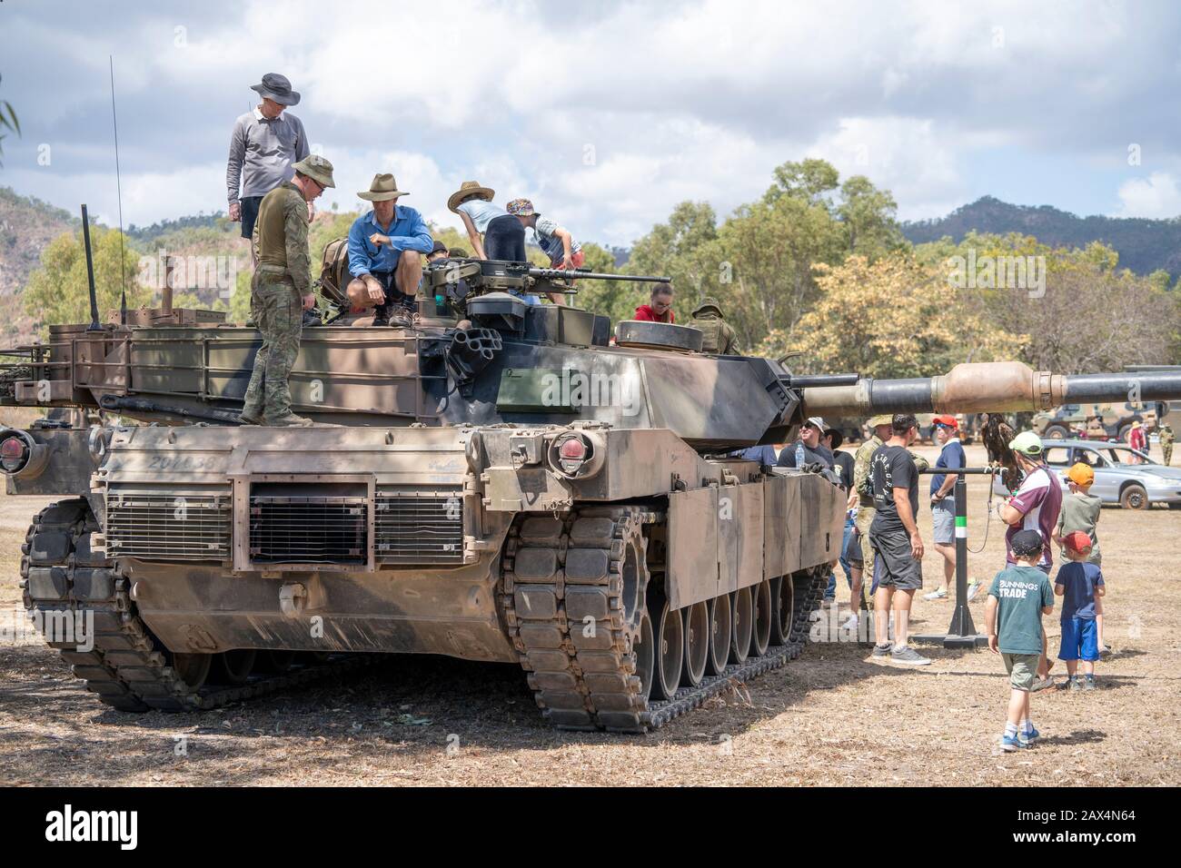 Army tank display hi-res stock photography and images - Alamy