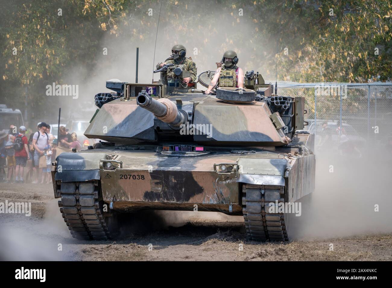 Abrams tank on display at Australian Army Open Day, Lavarack Army ...