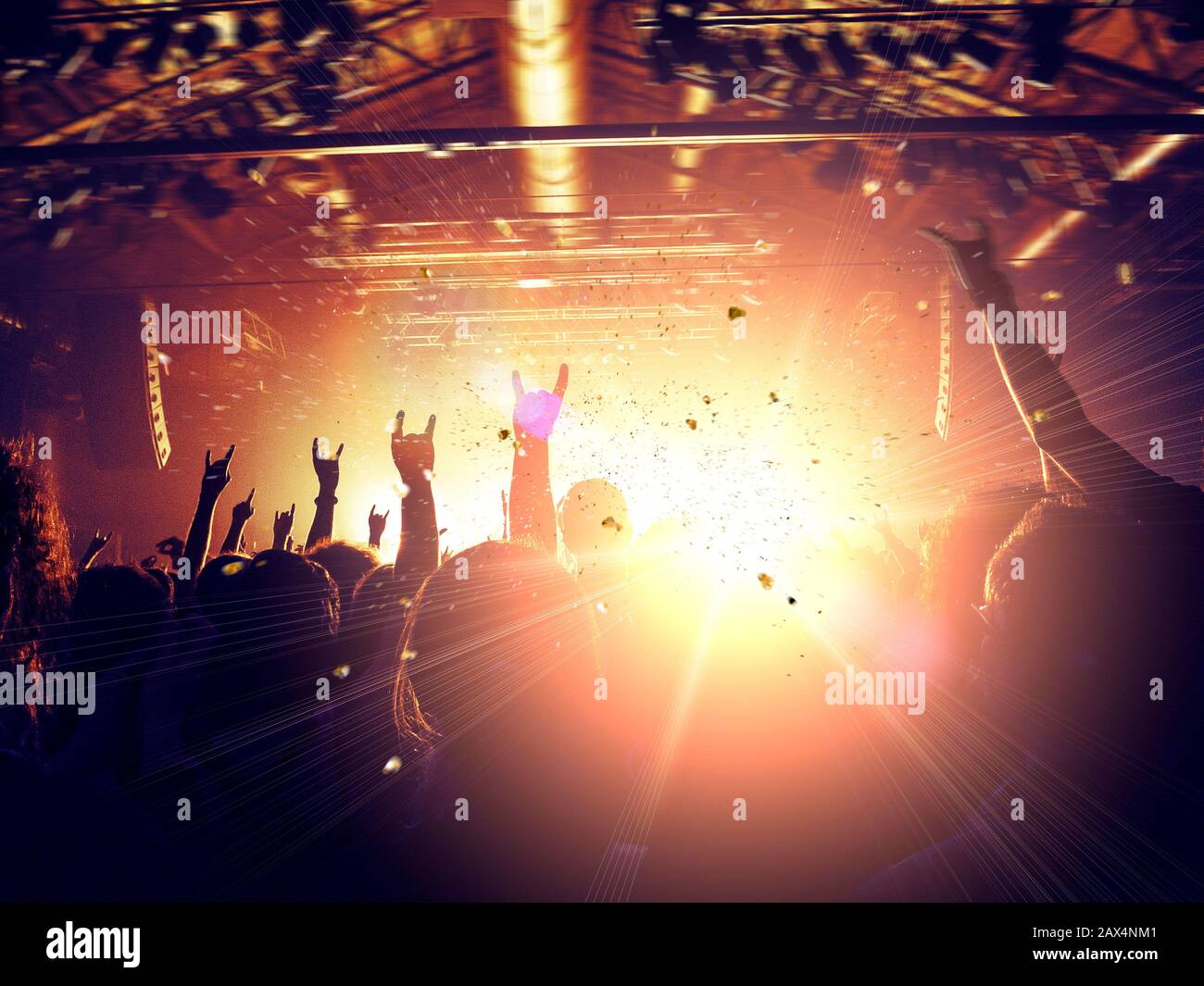 Clapping head shot hi-res stock photography and images - Alamy