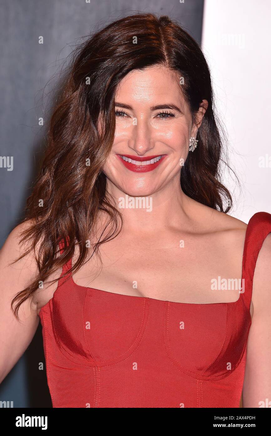 BEVERLY HILLS, CA - FEBRUARY 09: Kathryn Hahn attends the 2020 Vanity ...