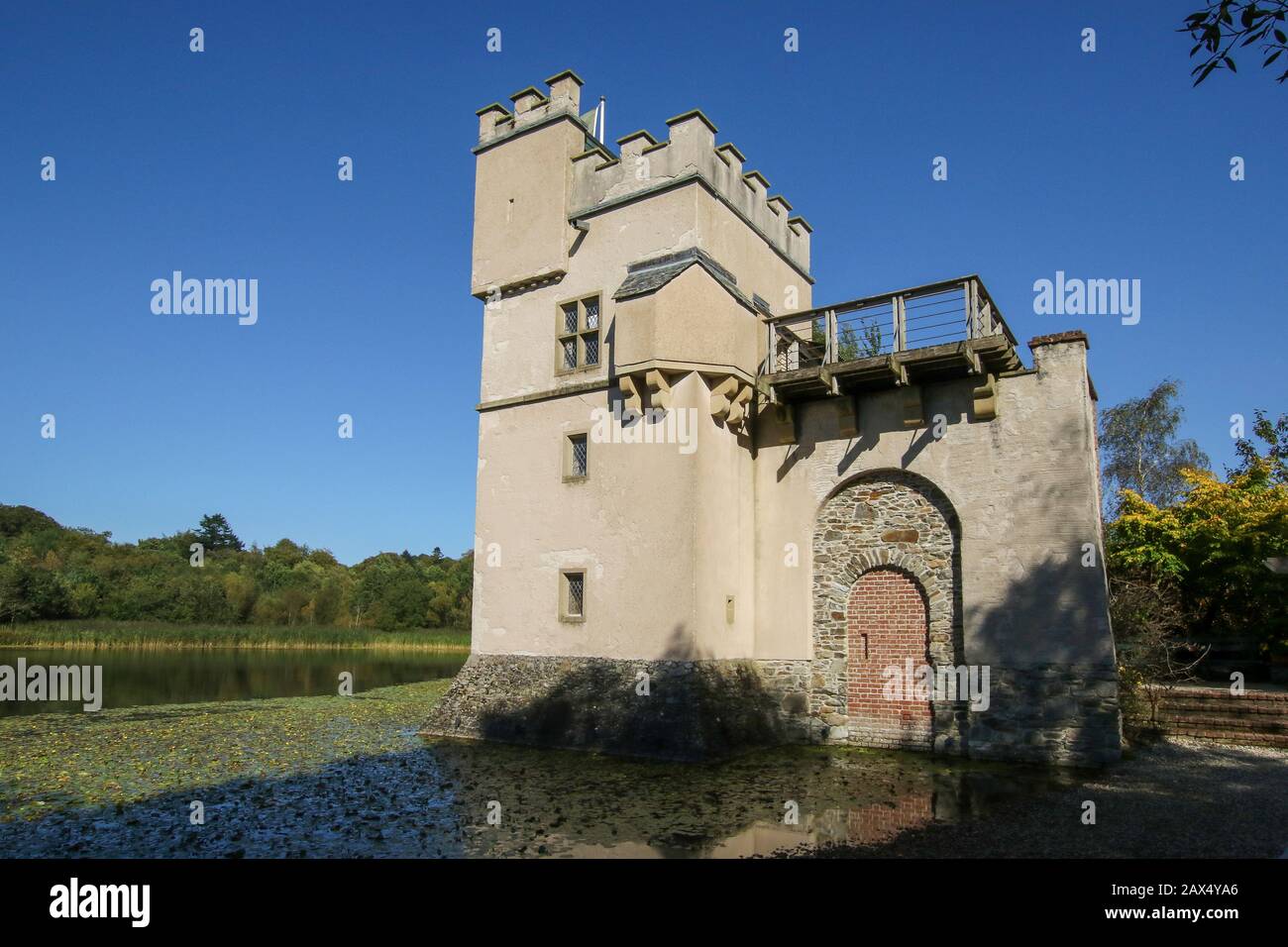 Difflin lake folly hi-res stock photography and images - Alamy