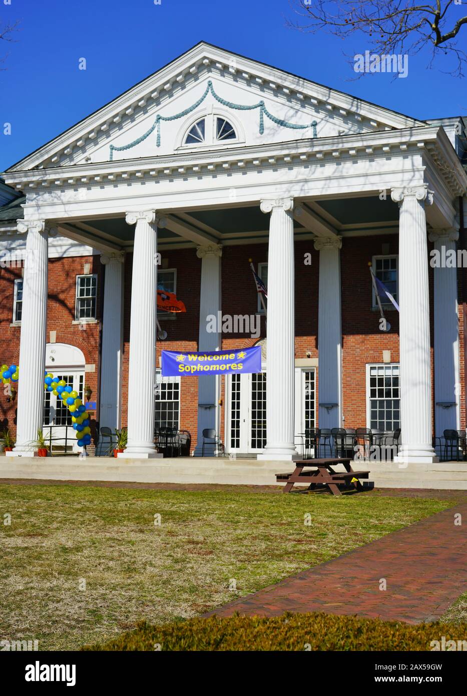 Fraternity clubs hi-res stock photography and images - Alamy