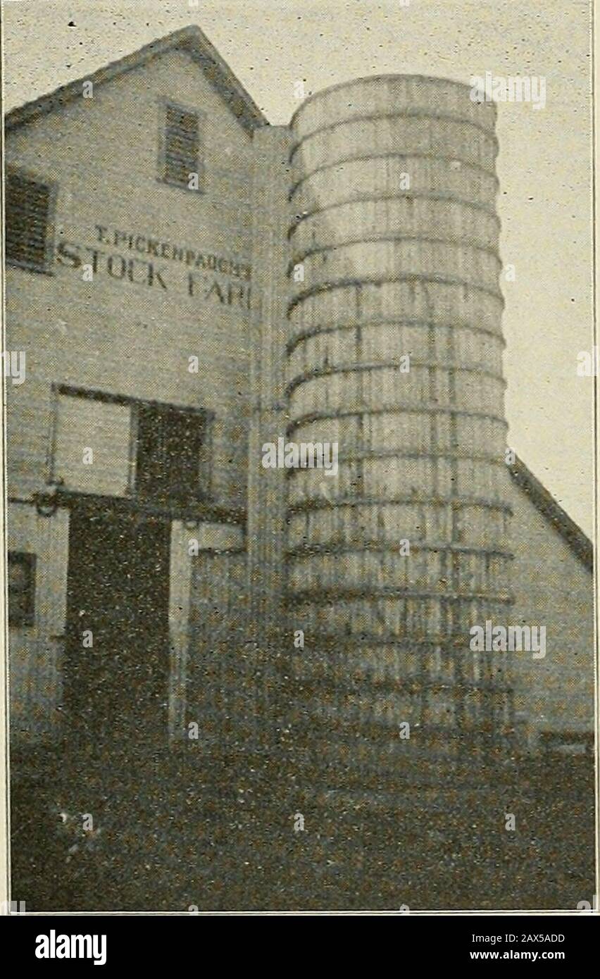 Stave silo hi-res stock photography and images - Alamy