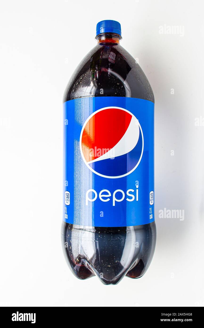 Pepsi Soda two Liter Bottle. Carbonated soft drink Stock Photo - Alamy
